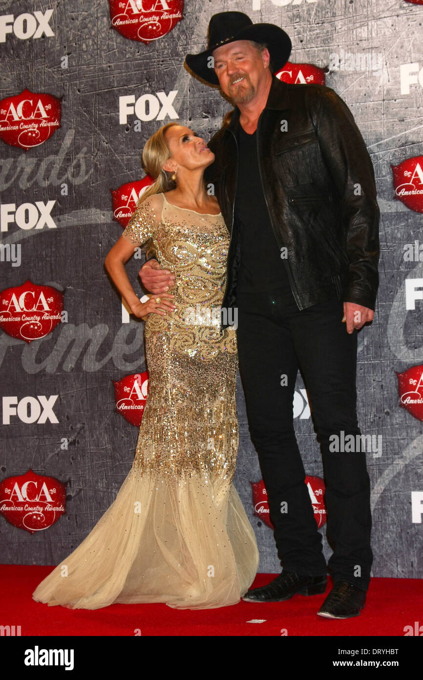 Kristin Chenoweth, Trace Adkins at the 2012 American Country Awards ...