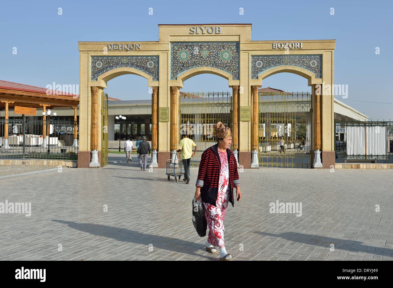 Siyob Bazaar gate, Samarkand, Uzbekistan Stock Photo - Alamy