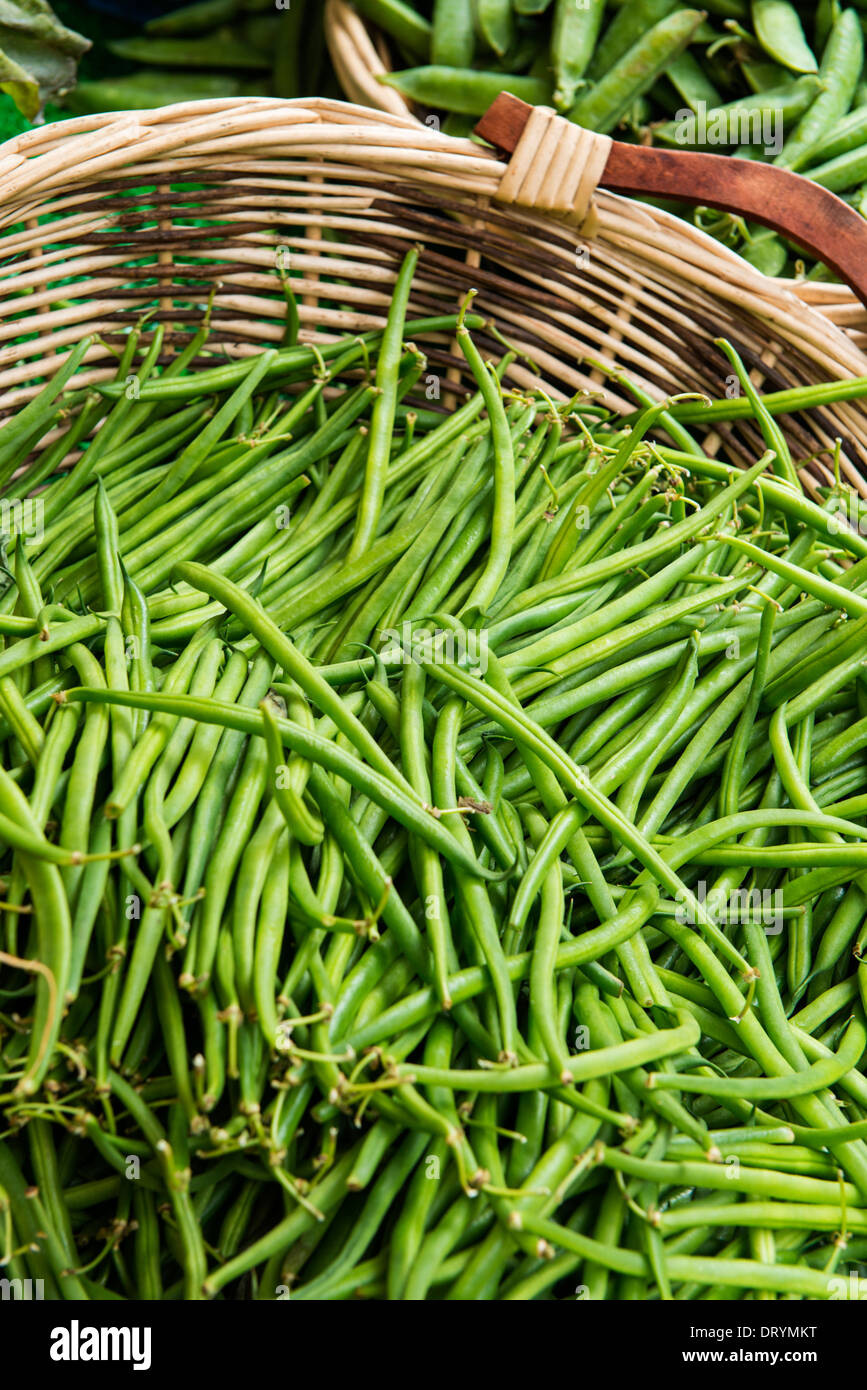 String beans hi-res stock photography and images - Alamy