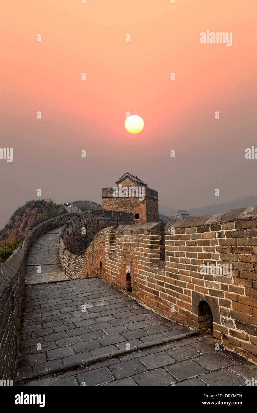 Great wall of china sunset hi-res stock photography and images - Alamy