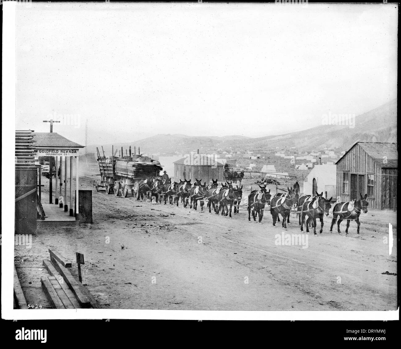 Lumber wagon hi-res stock photography and images - Alamy