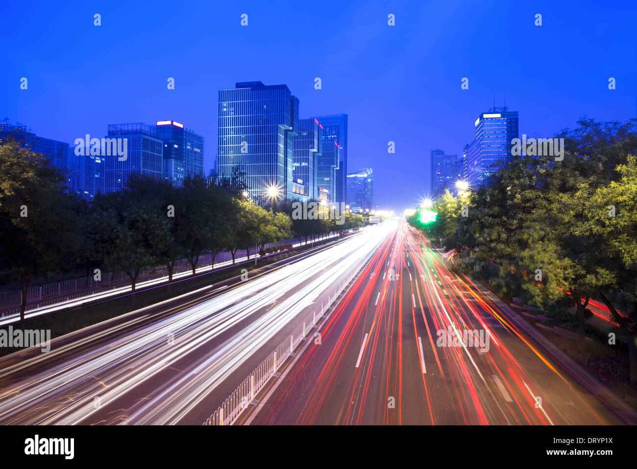 traffic in city at night Stock Photo - Alamy