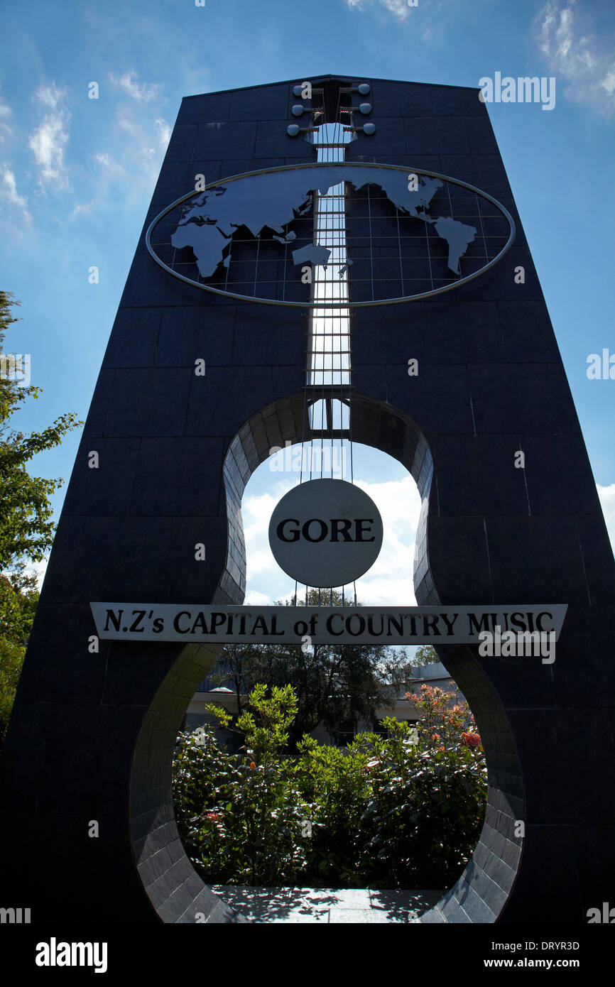 Guitar sculpture art hi-res stock photography and images - Alamy