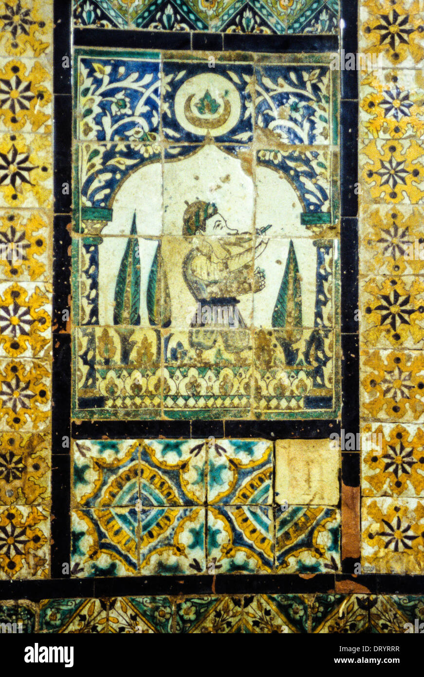 Tunisia tile islamic arab art High Resolution Stock Photography and ...