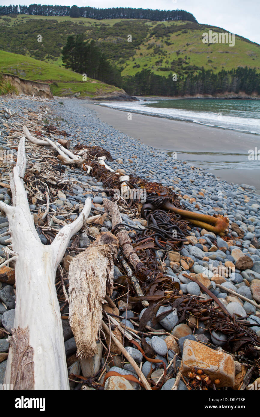 Debris on track hi-res stock photography and images - Alamy