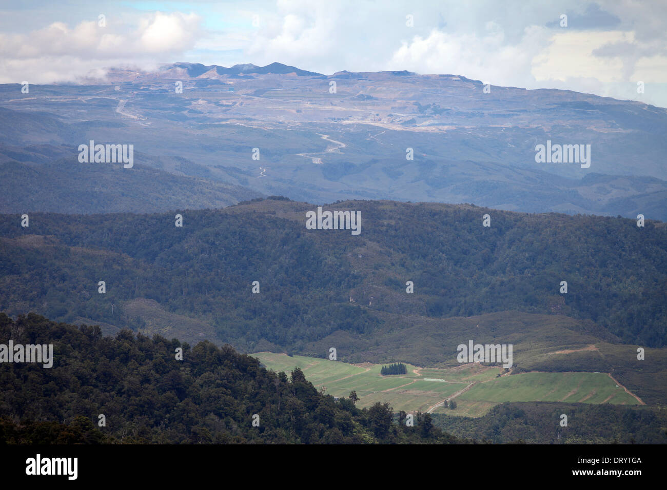 The open cast coal mine Stockton Mine, New Zealand Stock Photo - Alamy