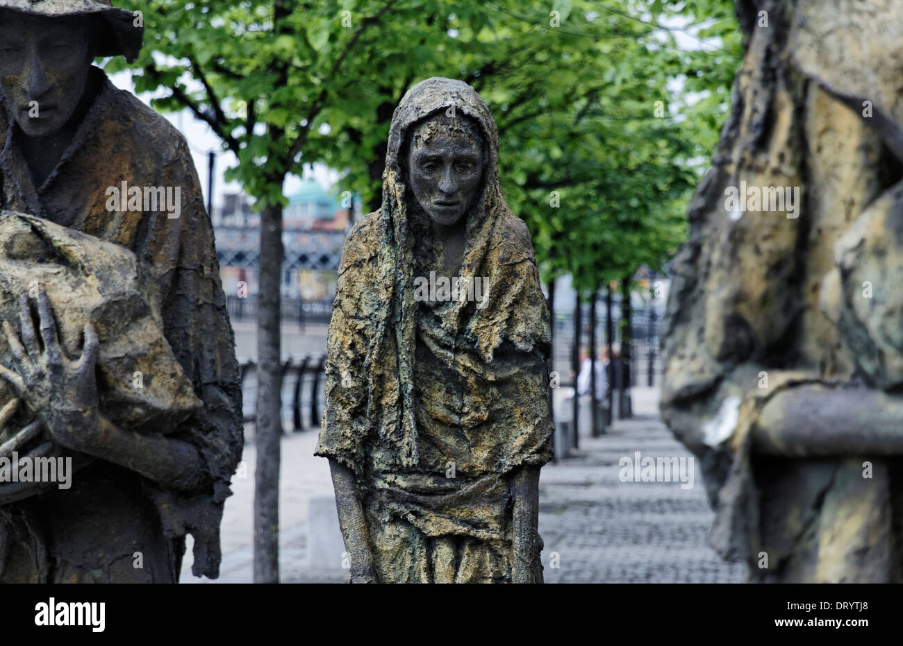 The famine memorial statues in Dublin Docklands, Ireland Stock Photo ...