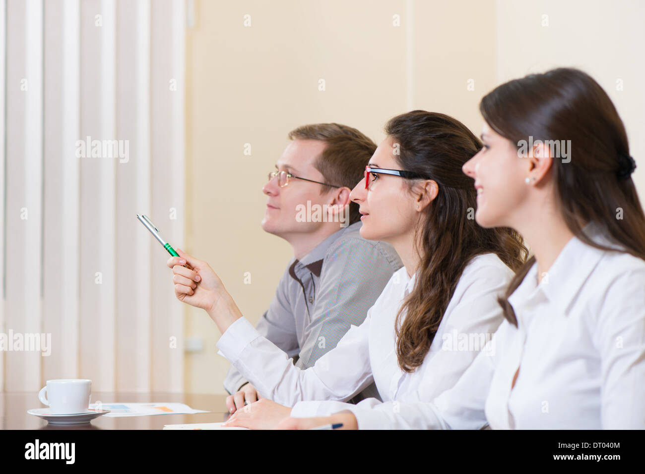 Interview three corporate people hi-res stock photography and images ...