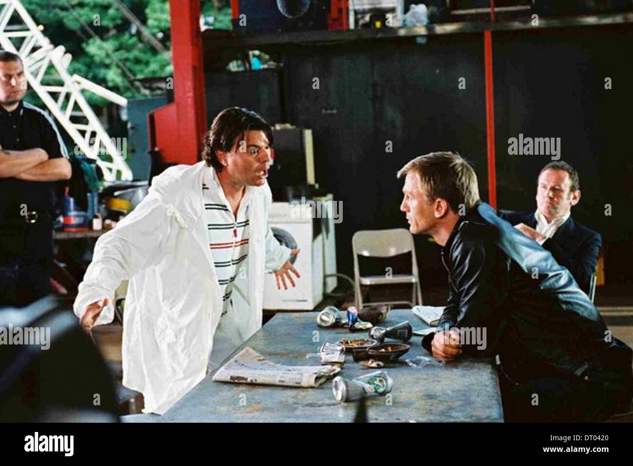 Layer cake film hi-res stock photography and images - Alamy