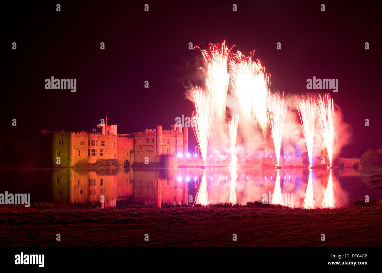 The annual fireworks spectacular display at Leeds Castle, Kent Stock ...