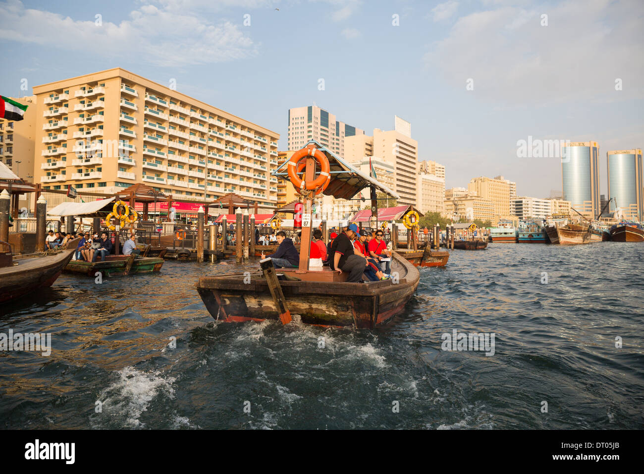 Traditional Abra in Dubai creek Stock Photo - Alamy