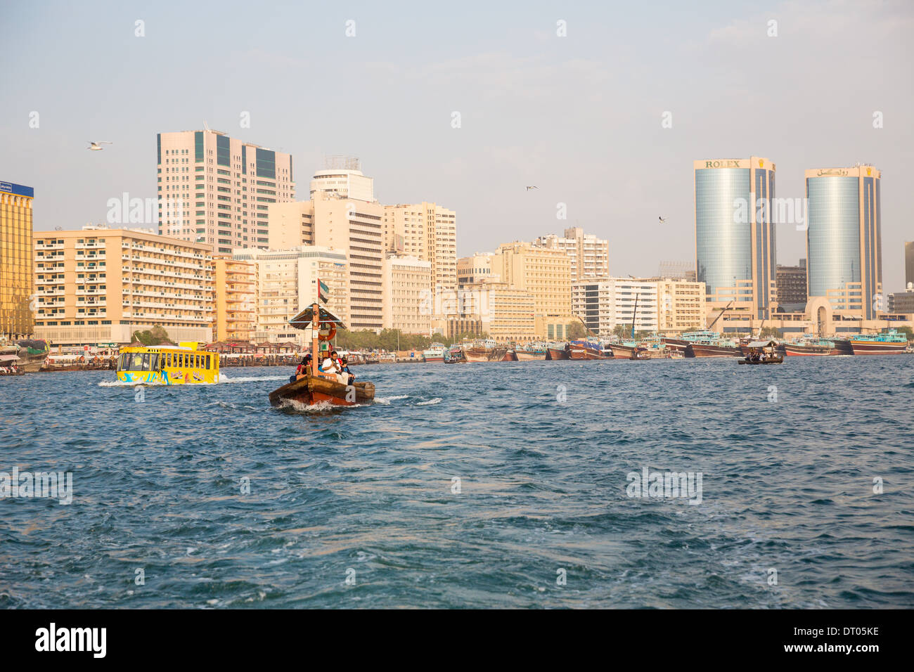 Traditional Abra in Dubai creek Stock Photo - Alamy