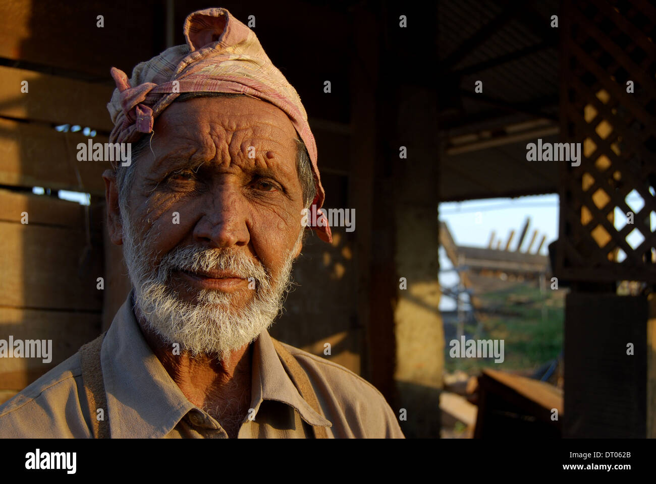 Indian carpenter hi-res stock photography and images - Alamy