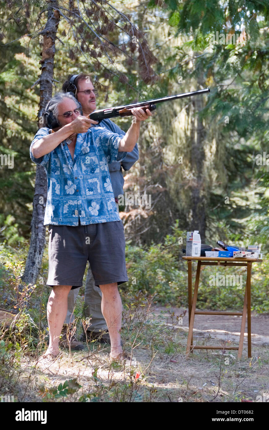 Shooting target usa not child not young hi-res stock photography and ...
