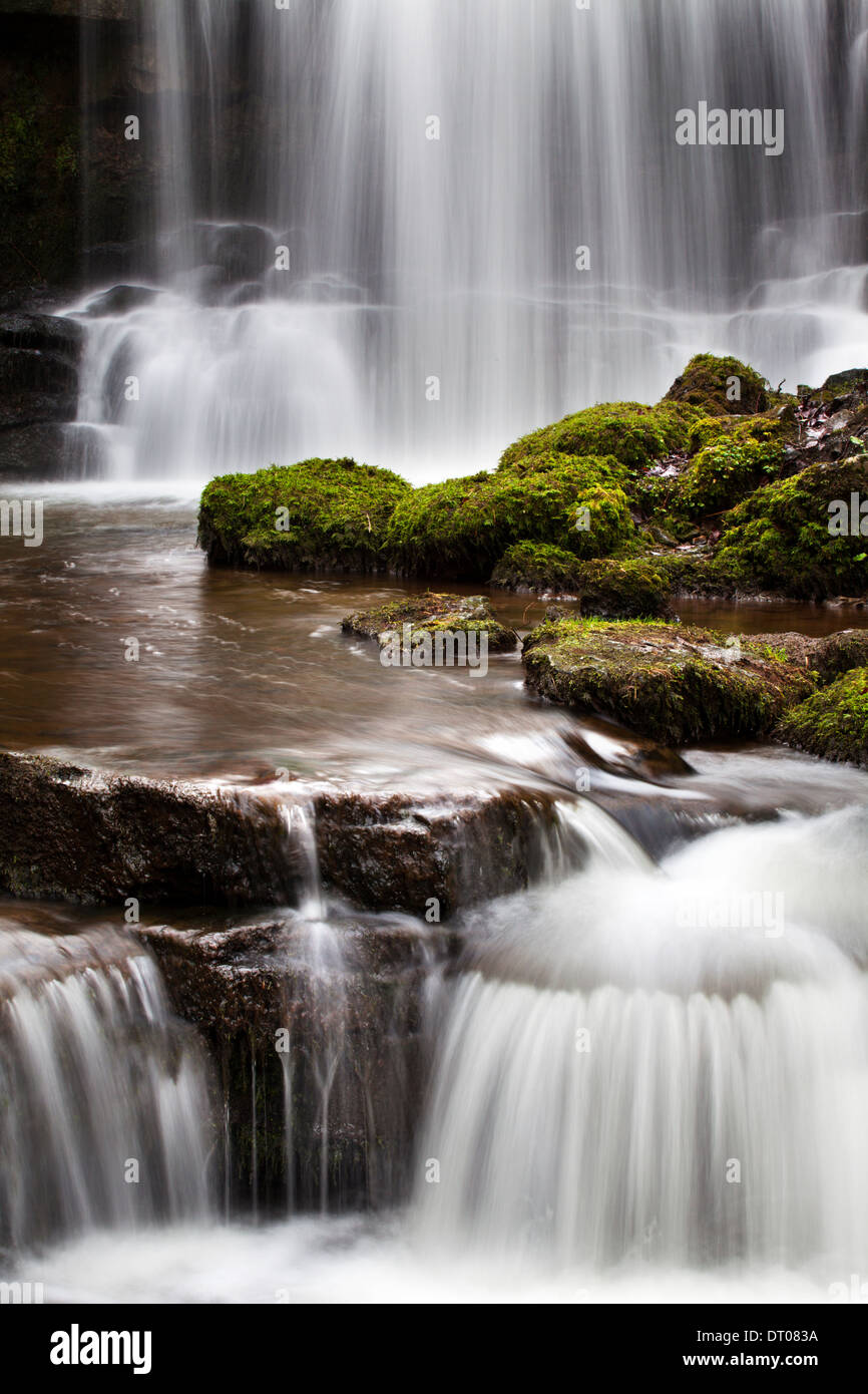 Scaleber force waterfall hi-res stock photography and images - Alamy