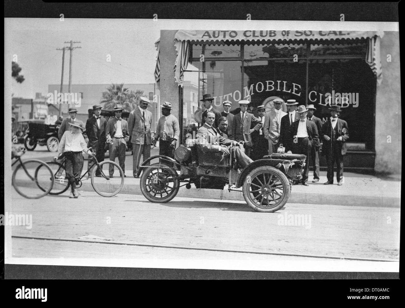 A photograph showing the club headquarters located at Eighth and Olive ...