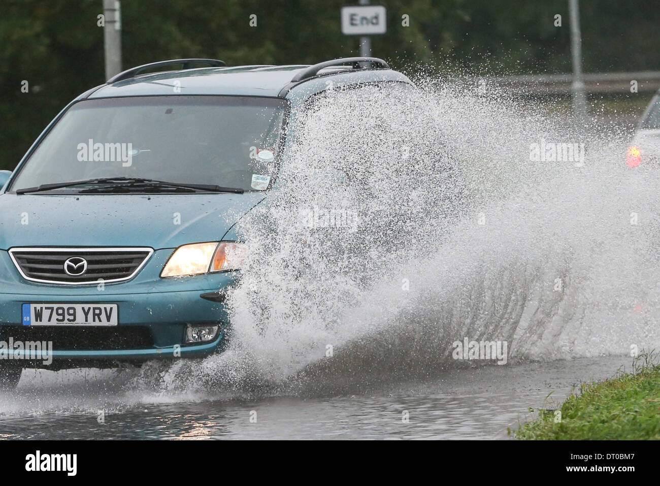 Splash road hi-res stock photography and images - Alamy