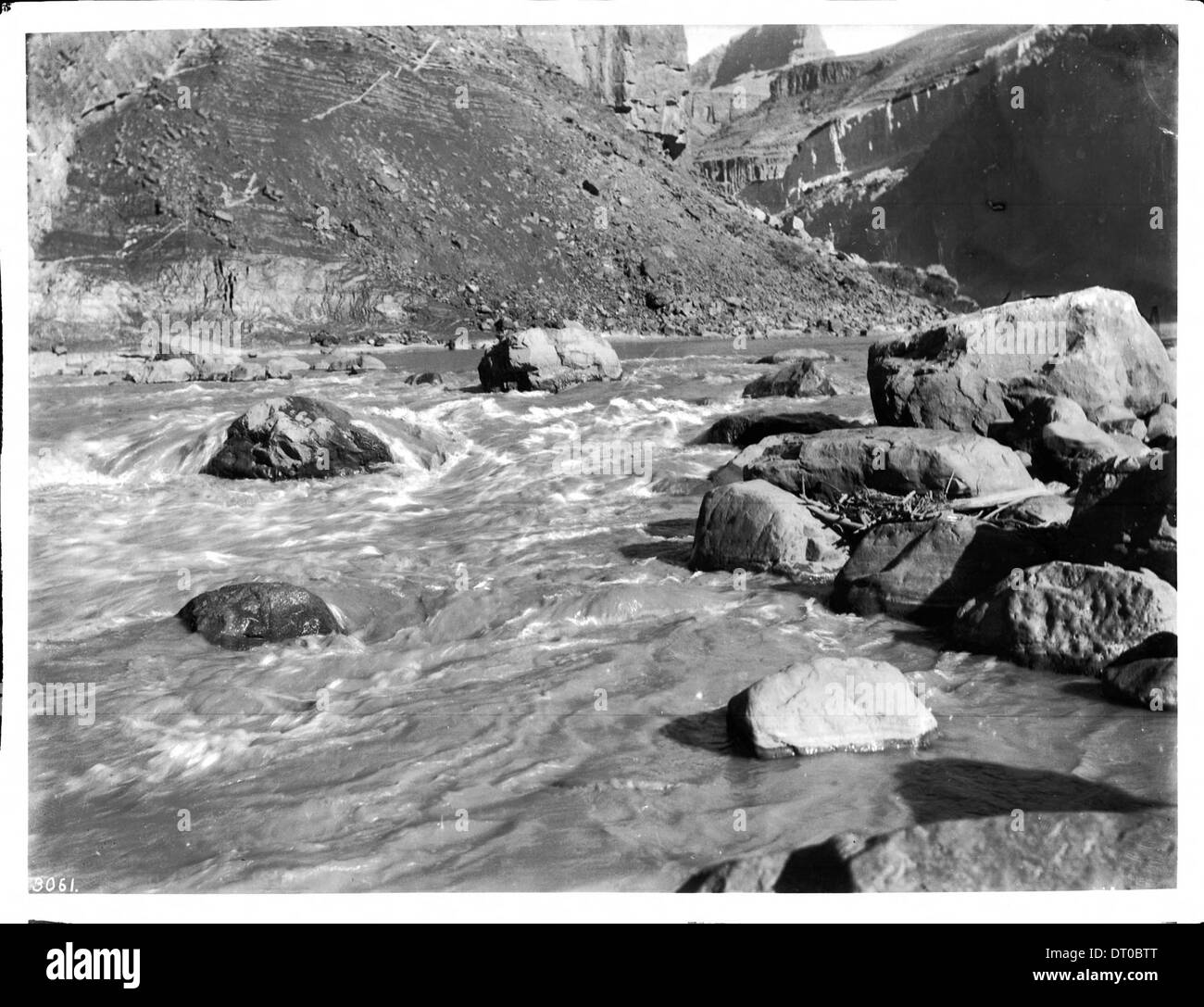 A view of the Colorado River from the Hance Trail in the Grand Canyon ...