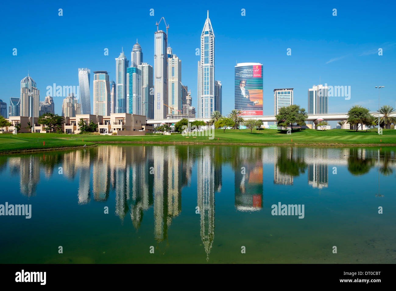 Skyline of high-rise apartment and office towers in new Dubai Marina ...