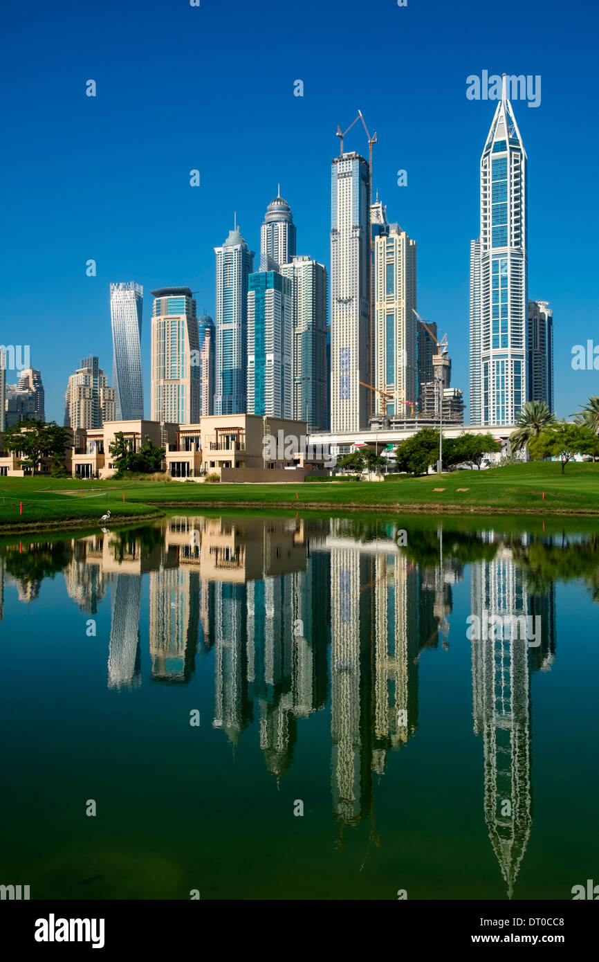 Skyline of high-rise apartment and office towers in new Dubai Marina ...