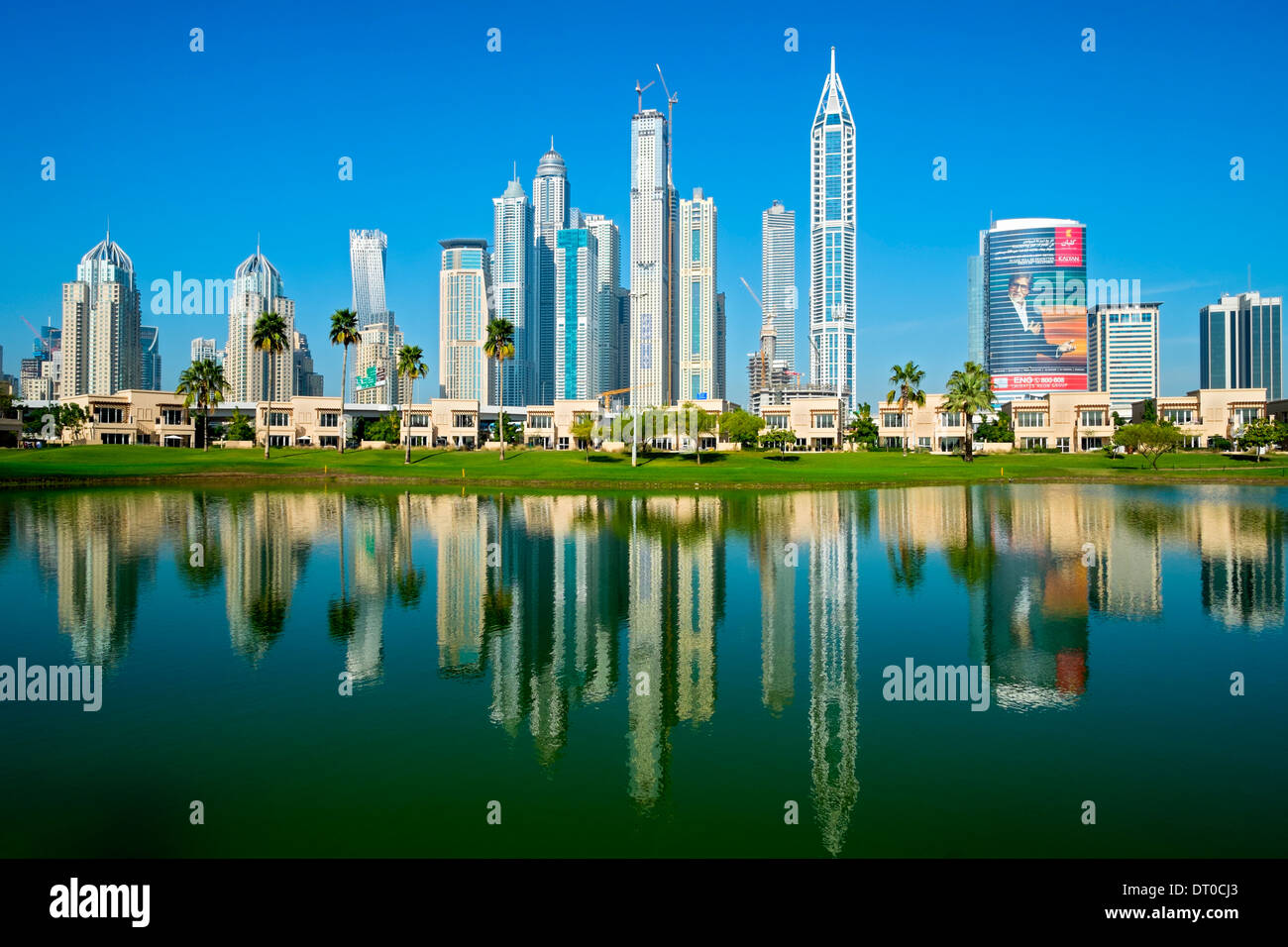 Skyline of high-rise apartment and office towers in new Dubai Marina ...