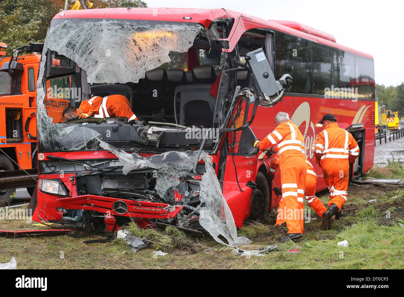 Coach lorry hi-res stock photography and images - Alamy