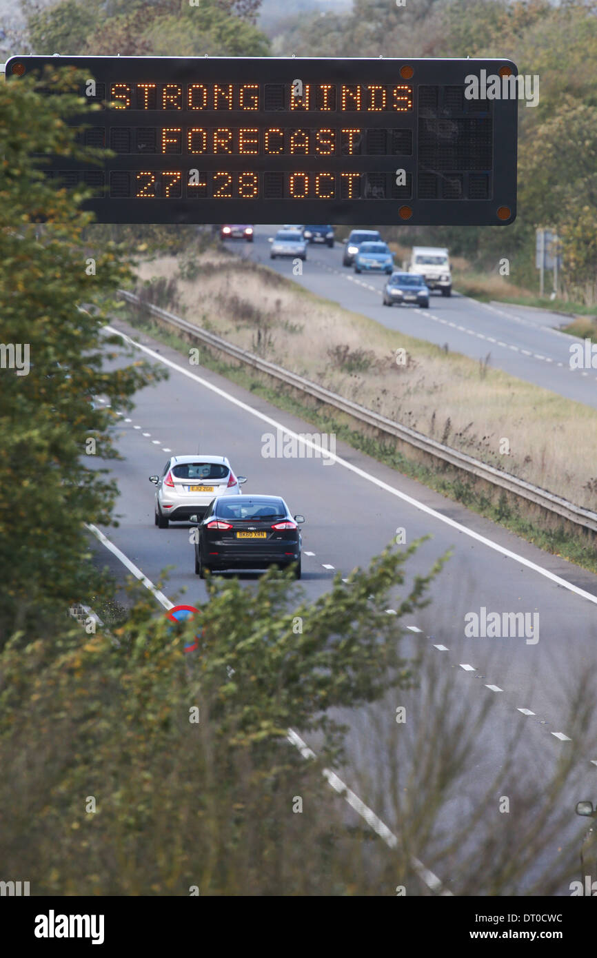 MOTORWAY WARNING SIGN GIVING INFORMATION TO DRIVERS ON THE A1(M) IN ...