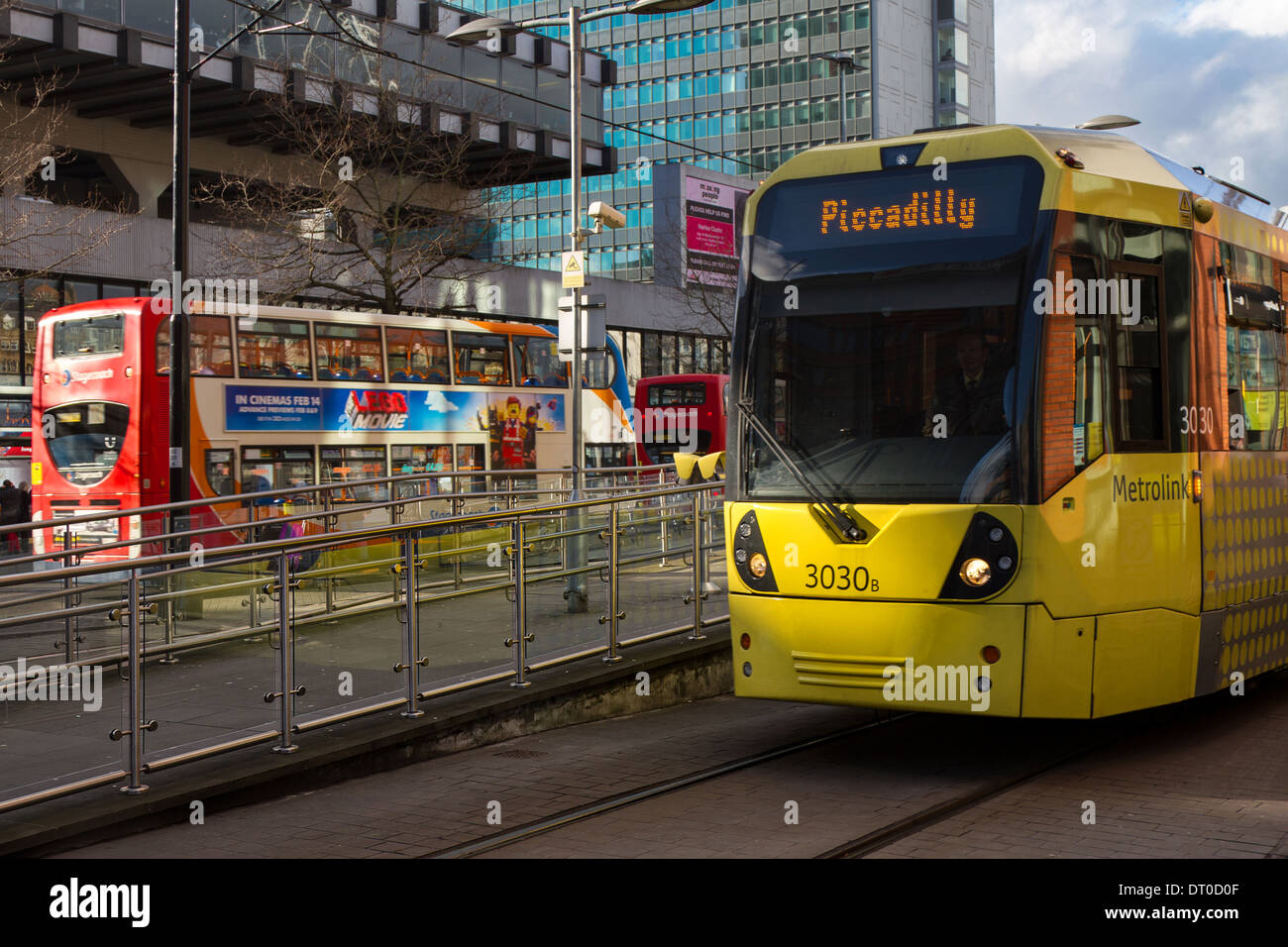 Metrolink tram rail line hi-res stock photography and images - Alamy