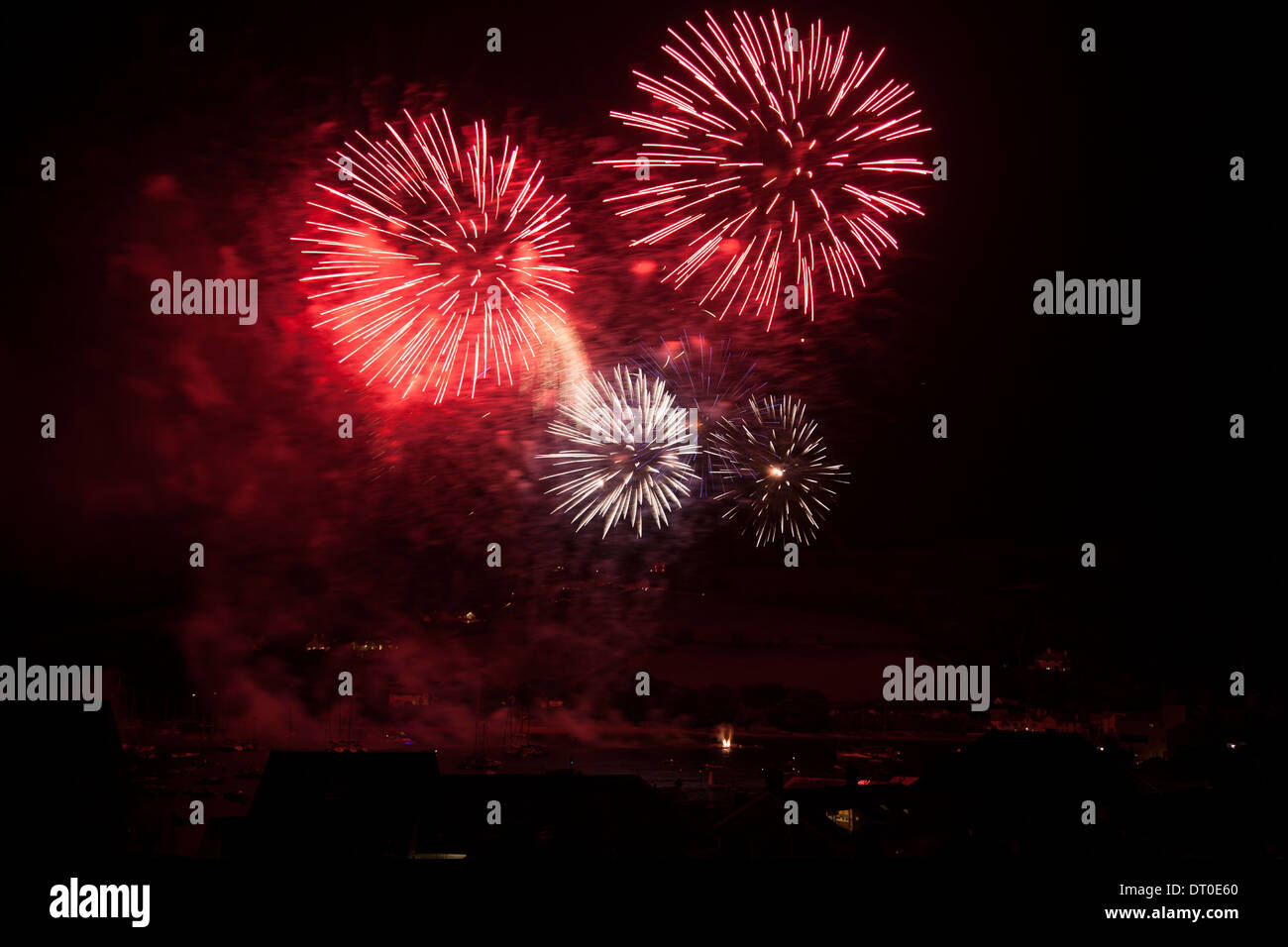 Fireworks in sky slow motion hi-res stock photography and images - Alamy