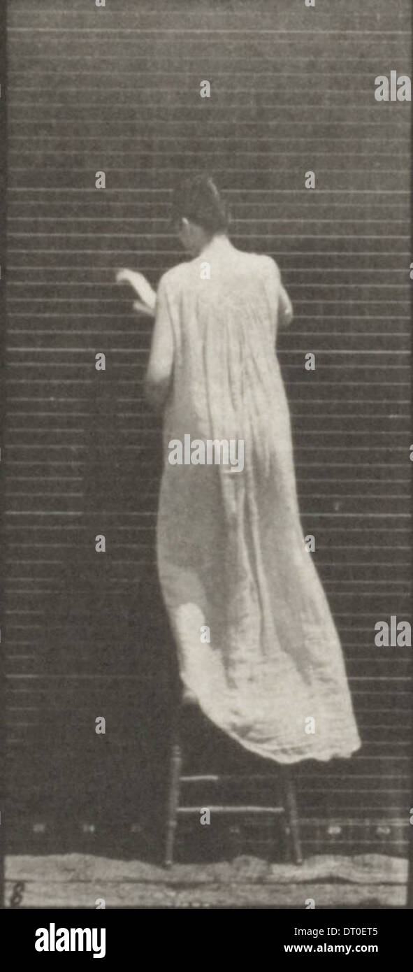 Dress captures movement hi-res stock photography and images - Alamy