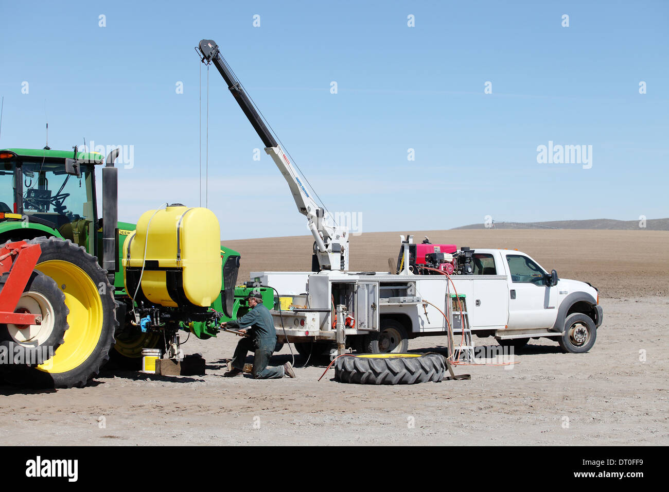 Broken tractor hi-res stock photography and images - Alamy