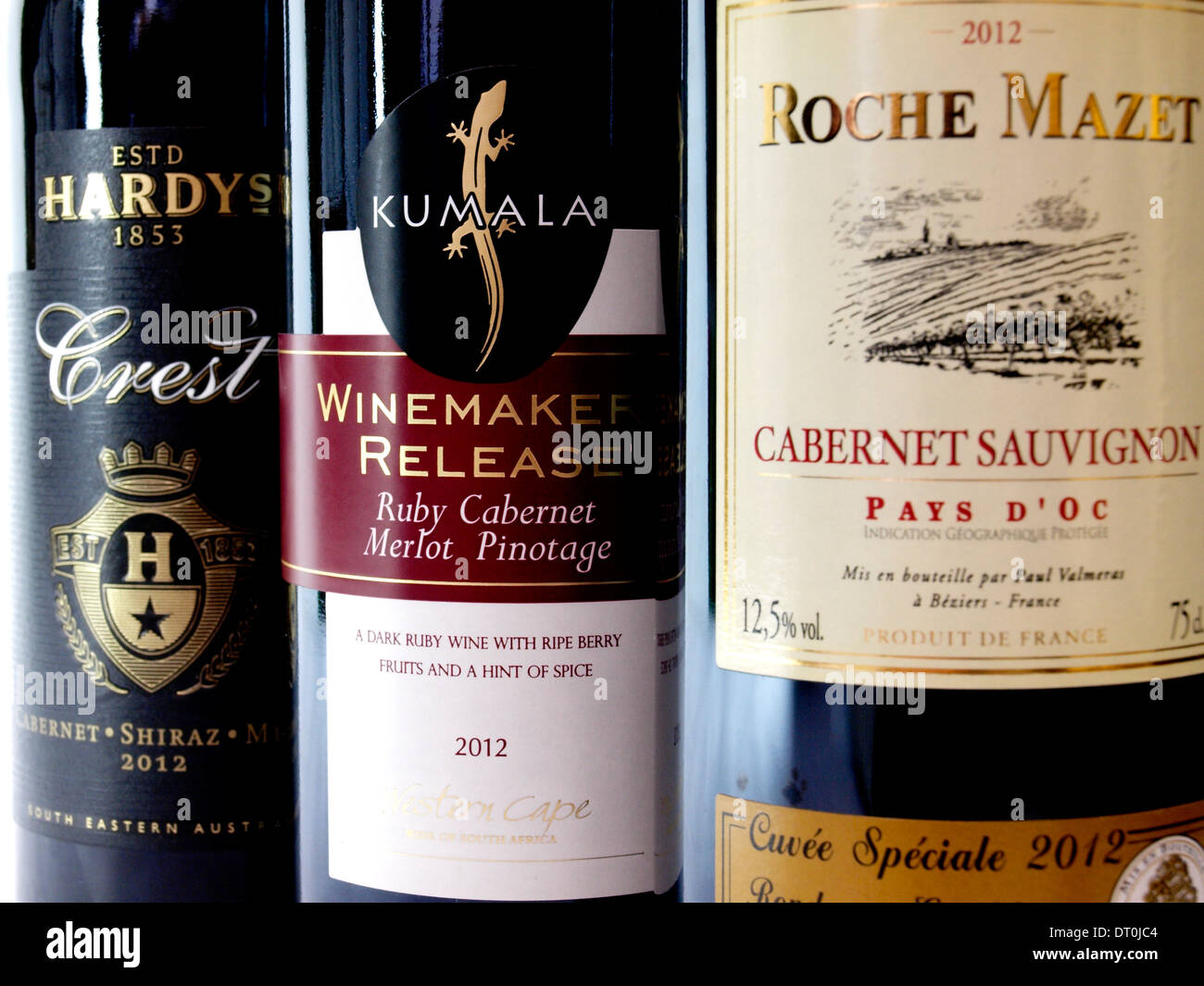 Bottles with labels hi-res stock photography and images - Alamy