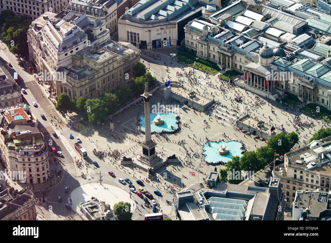 Aerial view of trafalgar square hi-res stock photography and images - Alamy