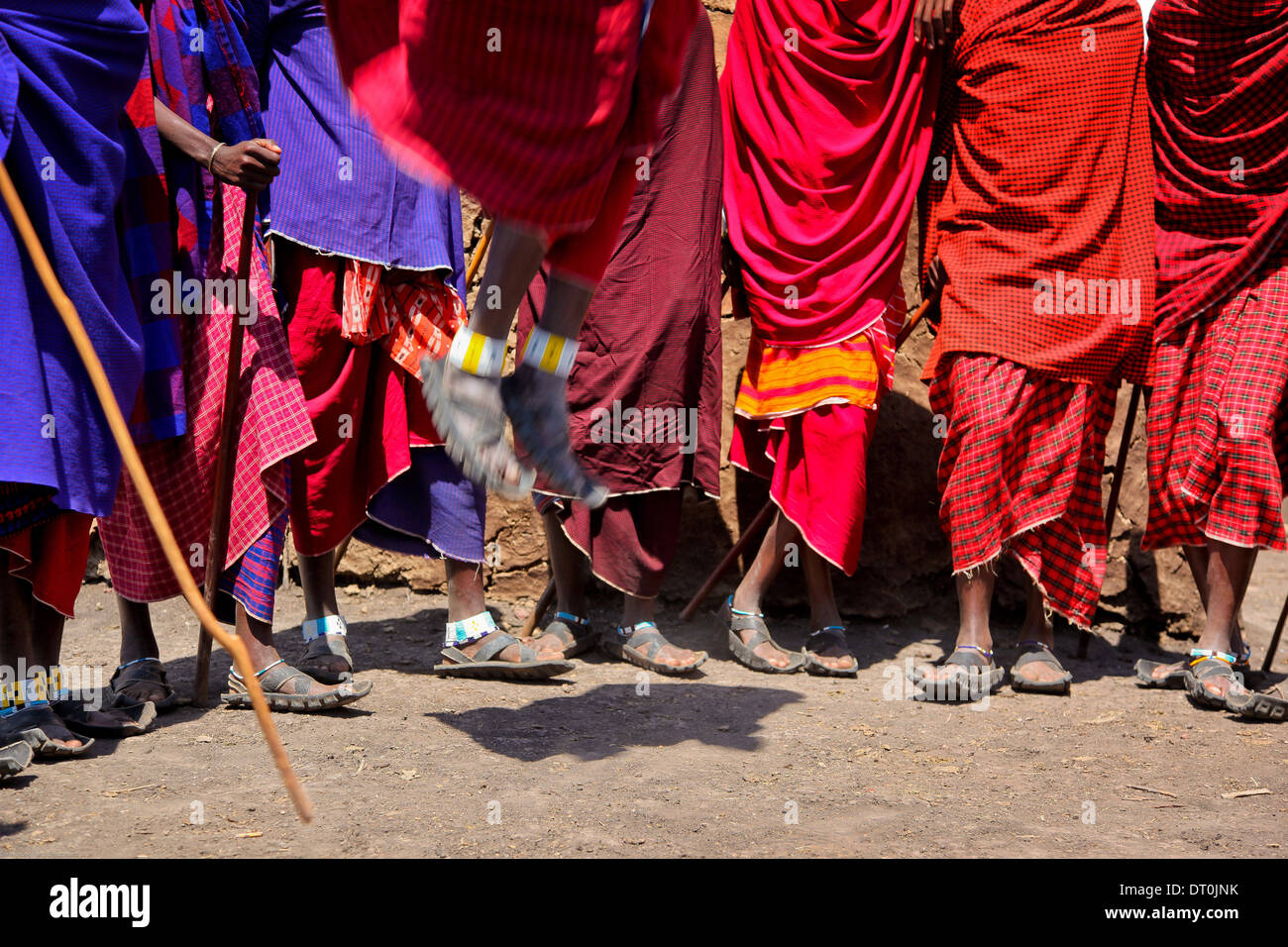 Maasai warriors jumping hi-res stock photography and images - Alamy