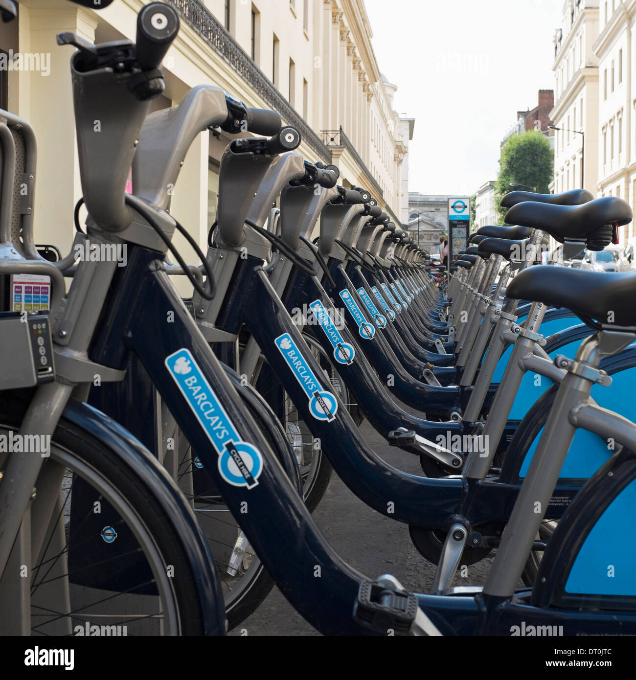 London boris bikes hi-res stock photography and images - Alamy