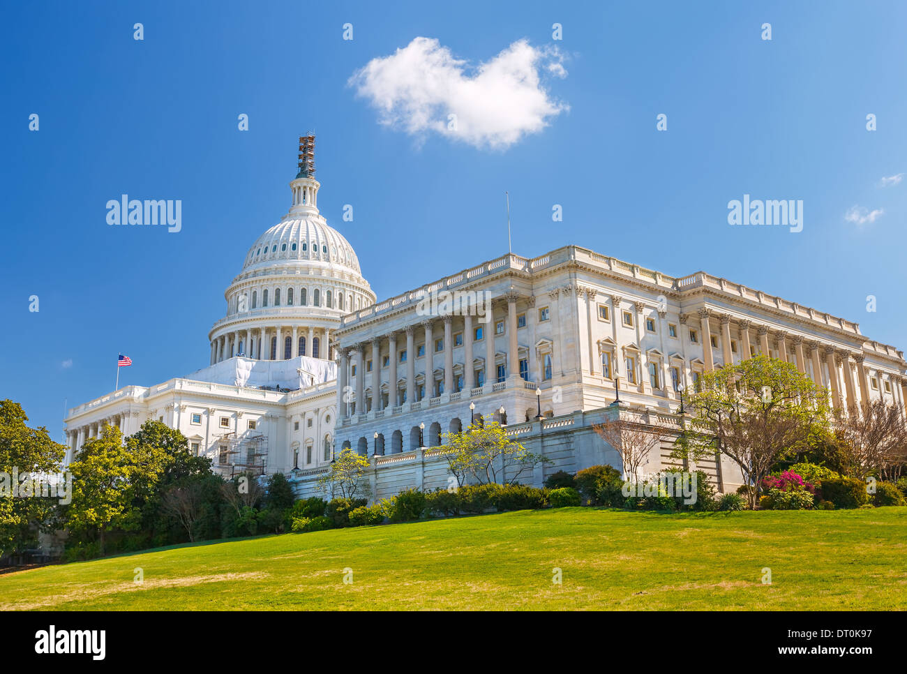 Us capitol dome exterior hi-res stock photography and images - Alamy