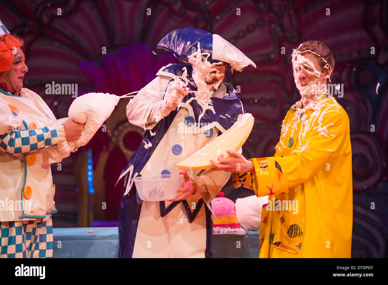 An amateur dramatics company performing Dick Whittington and the Pi-rats of the Caribbean ...