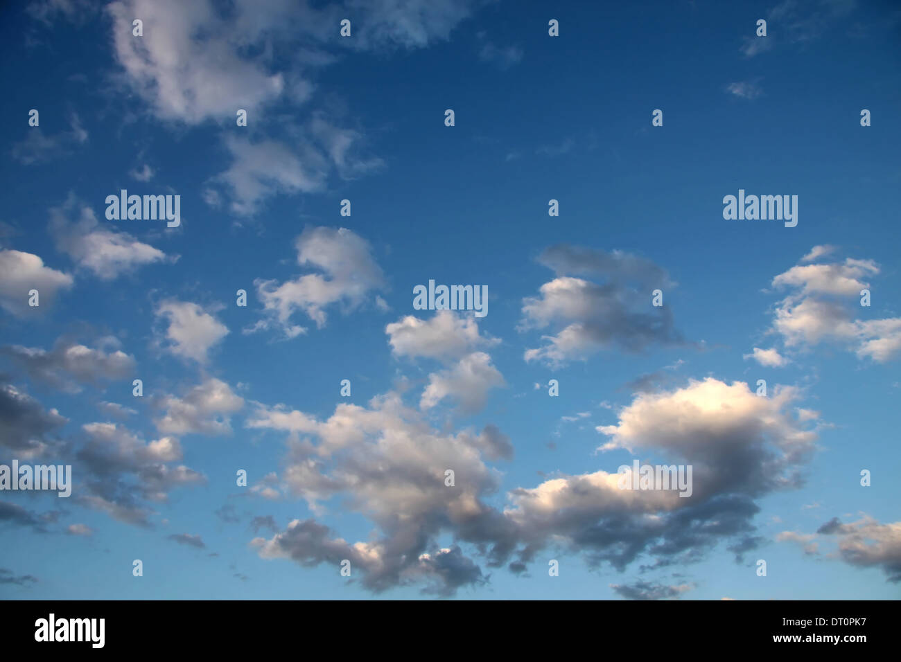 Bright blue sky with few clouds hi-res stock photography and images - Alamy