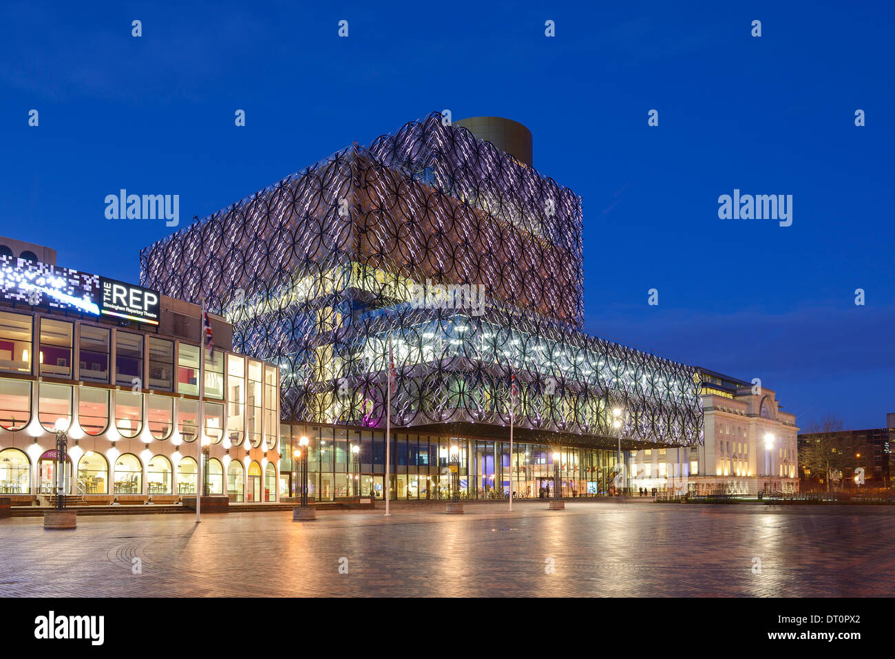 Library of birmingham building hi-res stock photography and images - Alamy