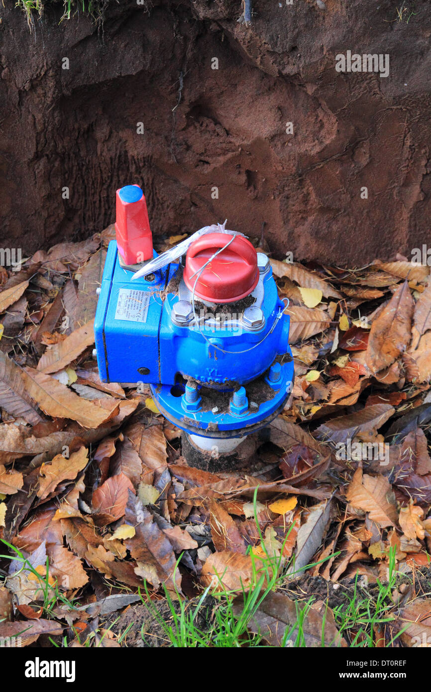 Fire Hydrant Uk High Resolution Stock Photography and Images - Alamy