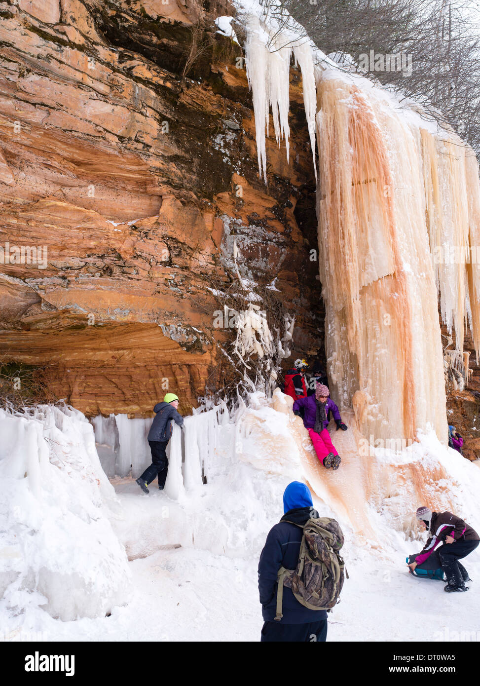 People gather to marvel at the Apostle Island Ice Caves, Makwike Bay ...