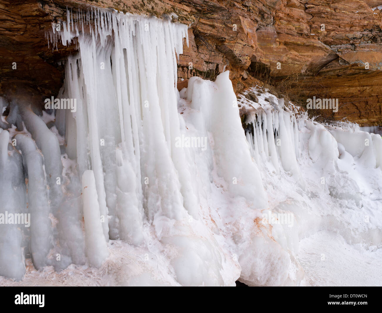 Color photograph, detail, of the Apostle Island Ice Caves, Makwike Bay ...