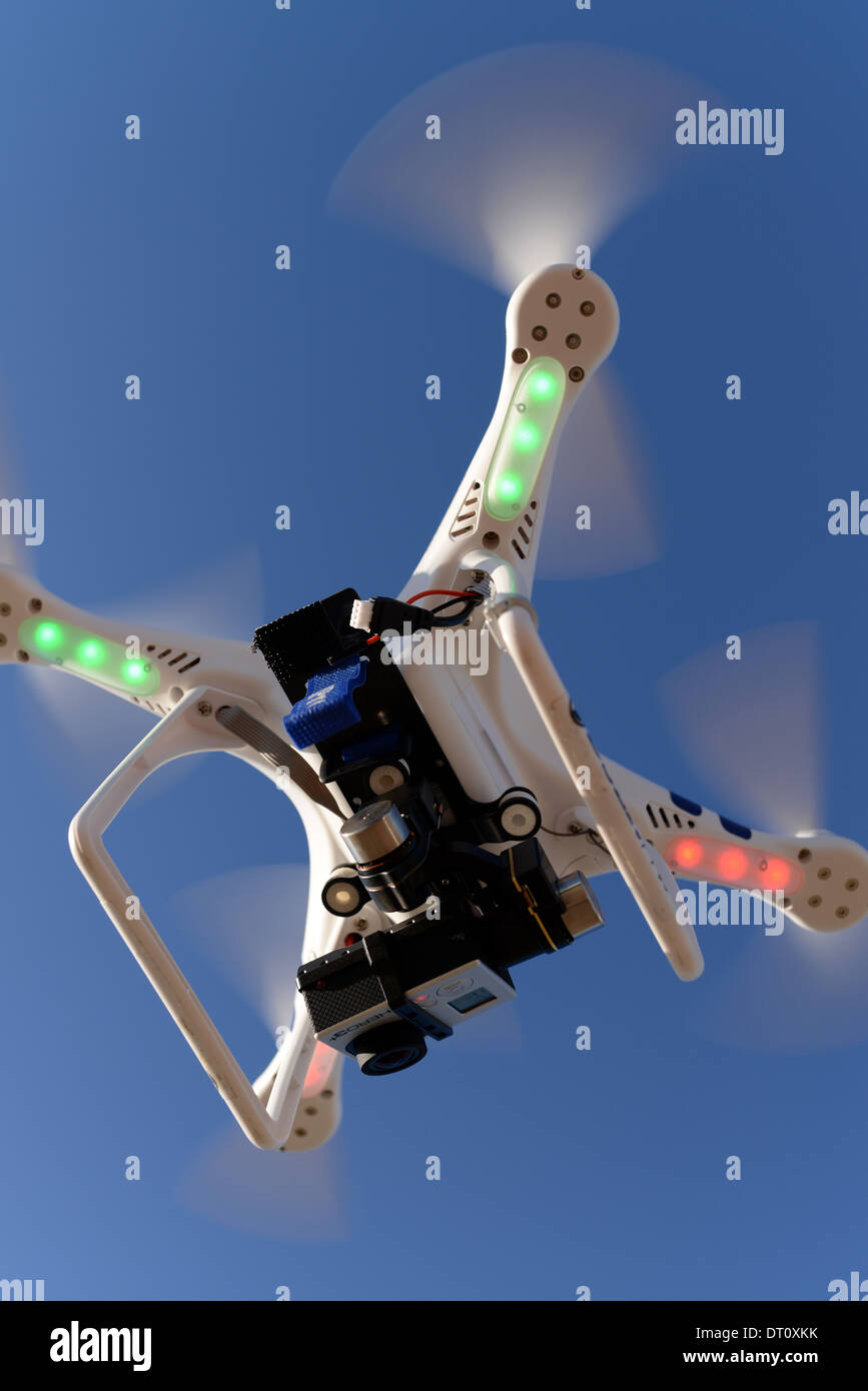 Taking photos with drone hi-res stock photography and images - Alamy