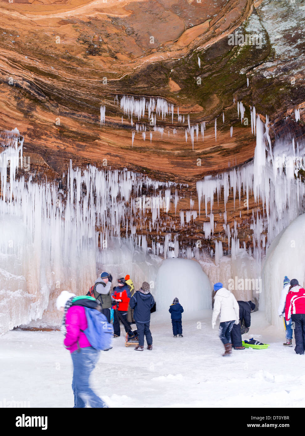 People gather to marvel at the Apostle Island Ice Caves, Makwike Bay ...