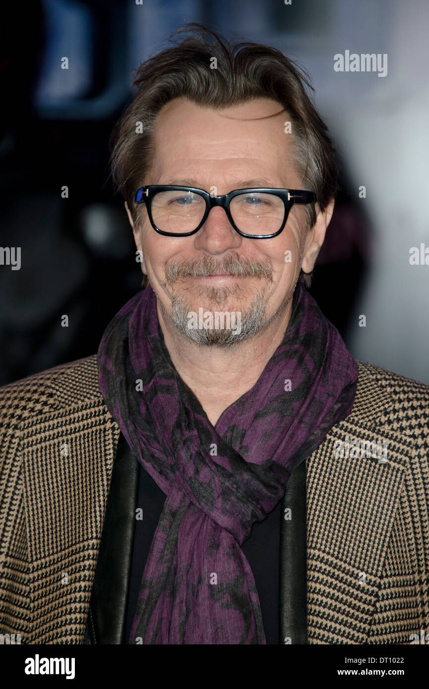 Gary oldman leon hi-res stock photography and images - Alamy
