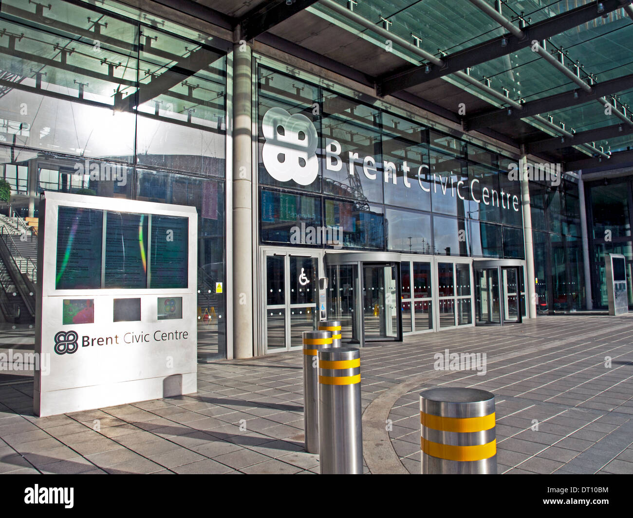 Wembley london hi-res stock photography and images - Alamy
