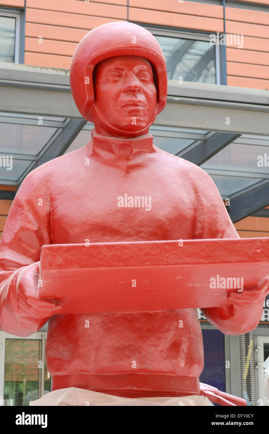 Statue of a red pizza delivery man, cité internationale, The ...