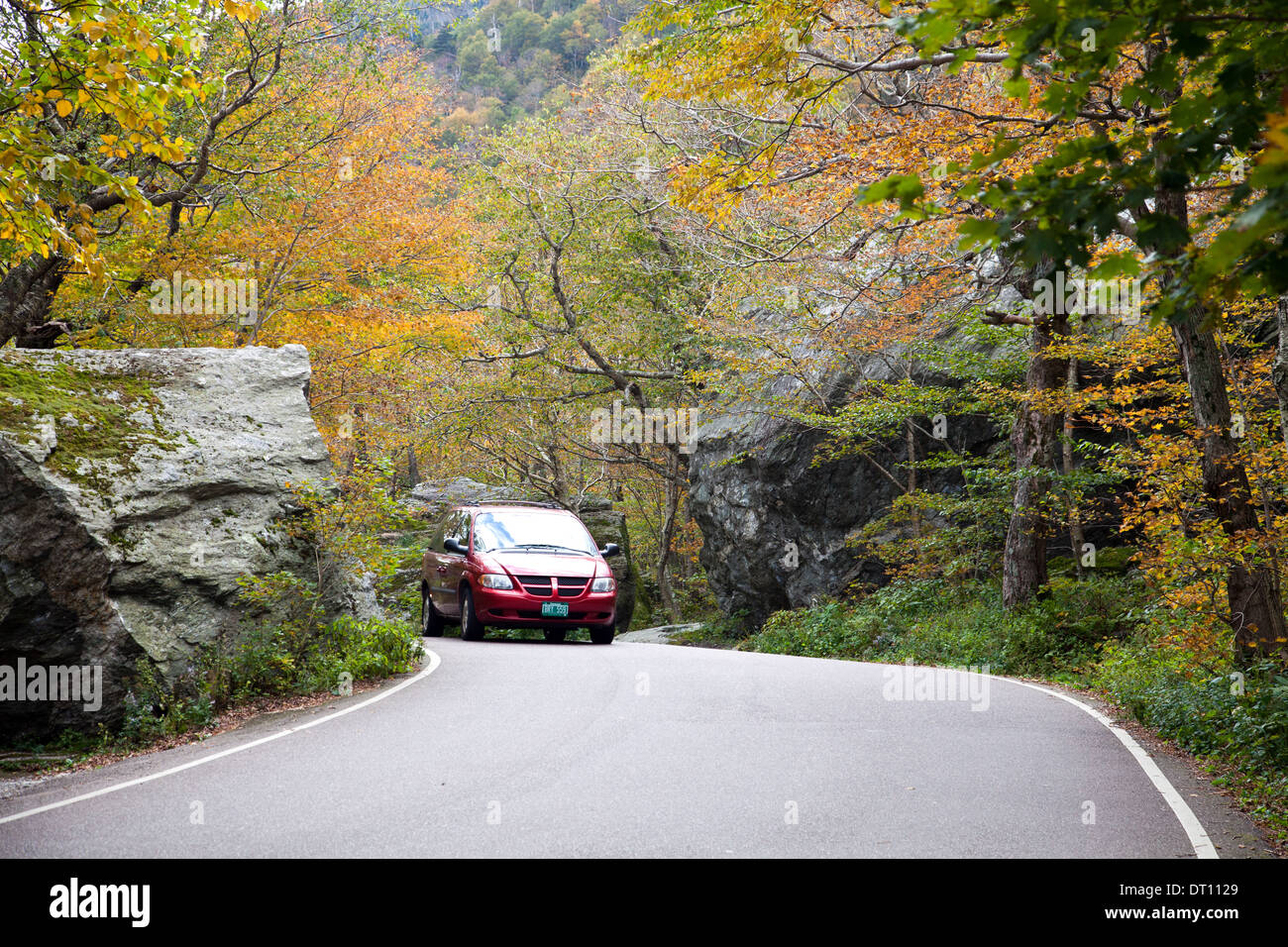 Drive through cave High Resolution Stock Photography and Images - Alamy