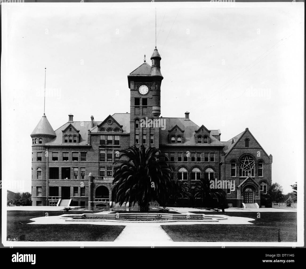 Reform school 1910 hi-res stock photography and images - Alamy