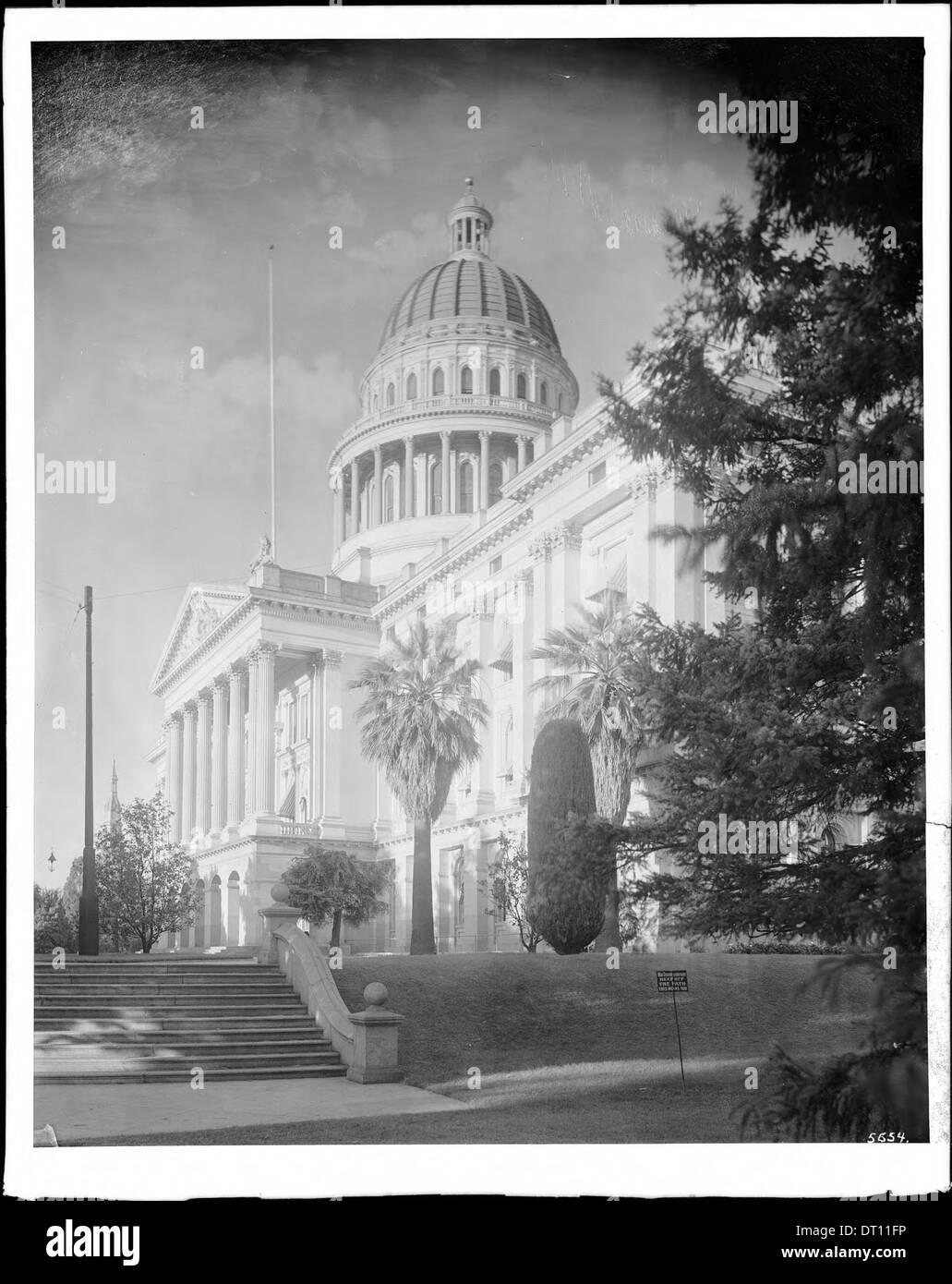 The exterior of the California State Capitol building in Sacramento is ...